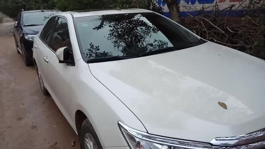 农村小伙都爱的丰田凯美瑞七代,买了它可以实现一切梦想