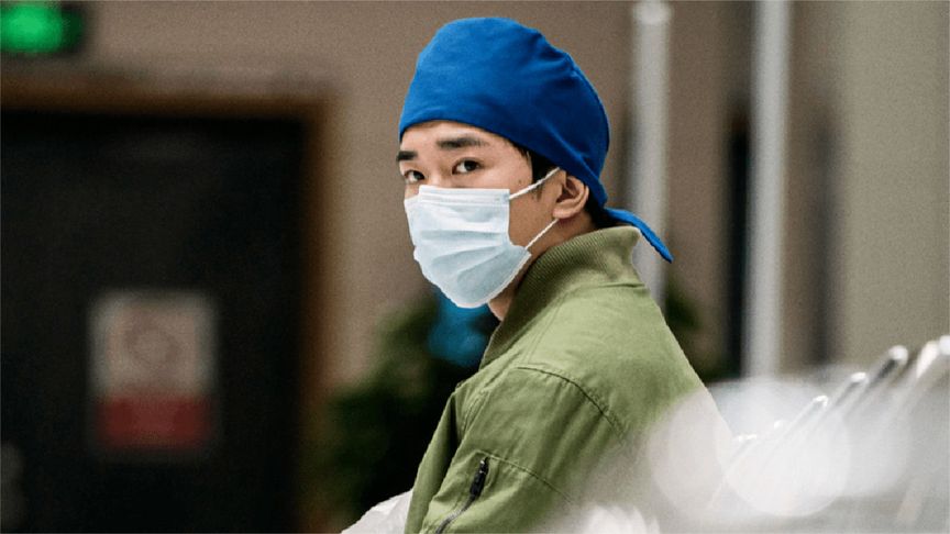 《中国医生》幕后:袁泉不忍心打易烊千玺,导演都看不下去了