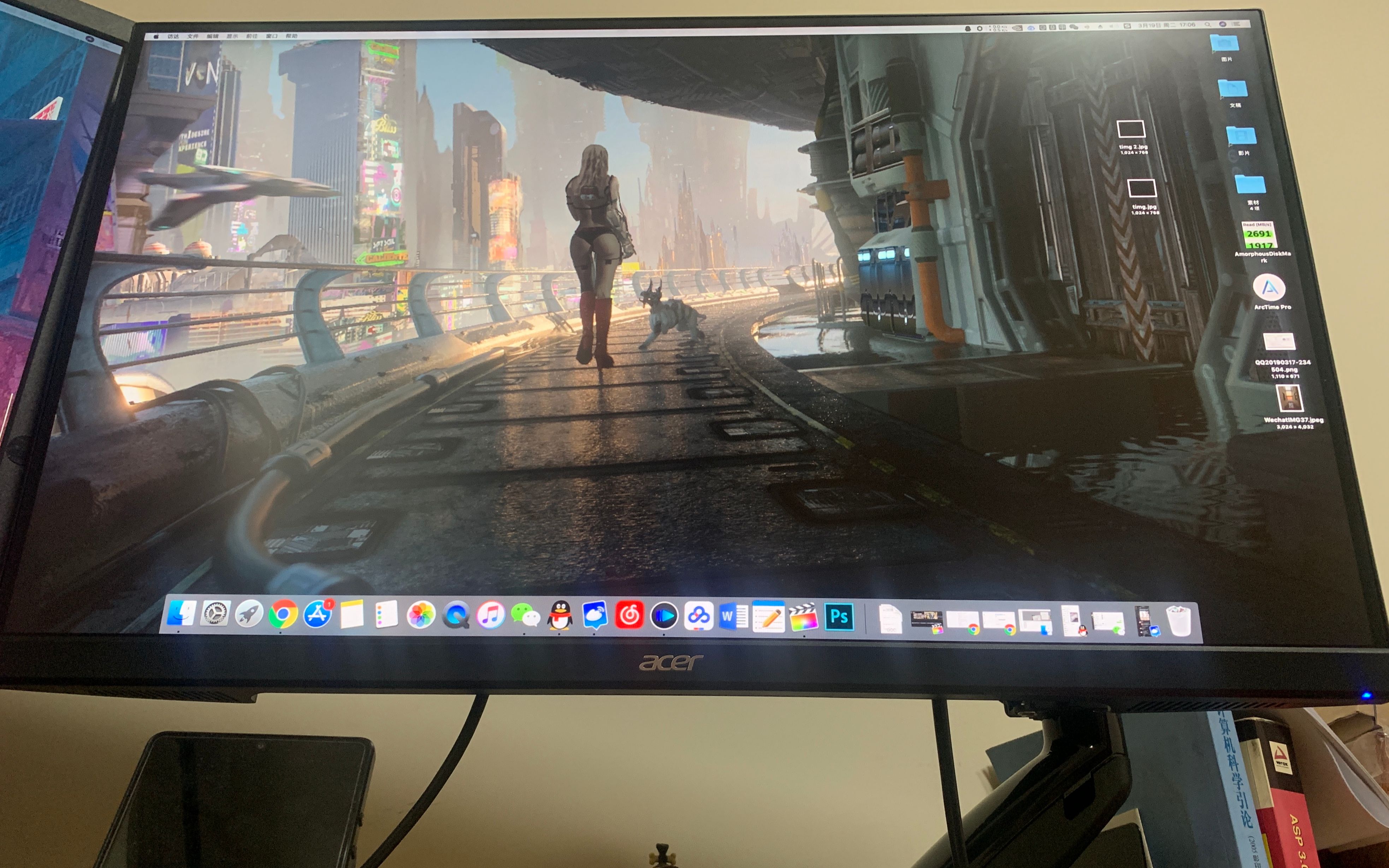 让我来教你们如何强行安装显示器支架!感动人心的显示器支架开箱