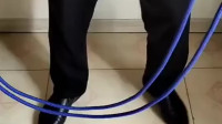 干净利落高空下降安全绳的系法