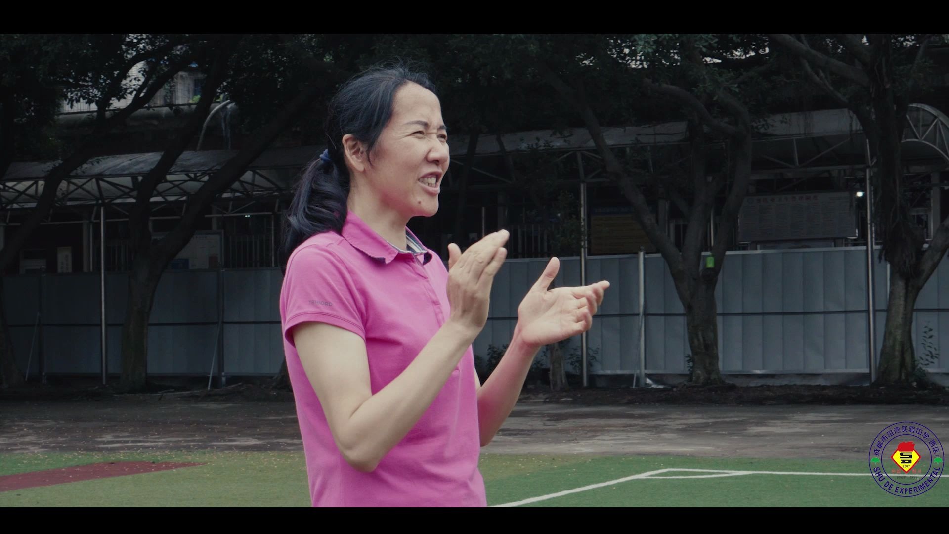 《平凡岗位上的不平凡》---记成都市树德实验中学(西区)师德师风优秀...