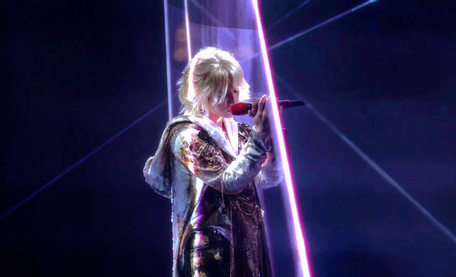 【华晨宇】9.8 北京鸟巢火星演唱会《不重逢》4K