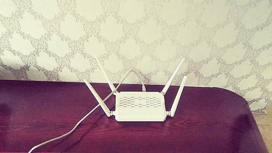 路由器卡顿,教你一招,无线网速立马提升,学到就是赚到