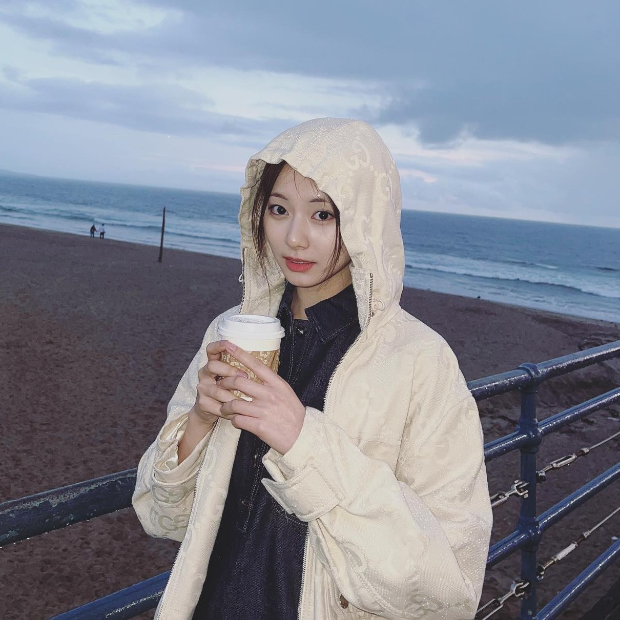p1usJ1NG_1011 