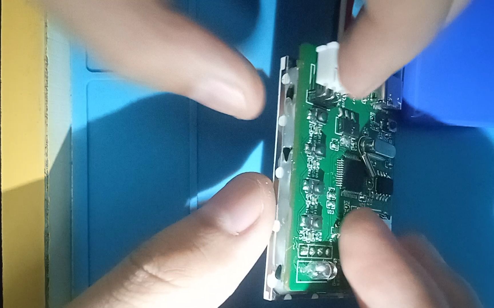 预告~STM32F103C6电子相册+时钟