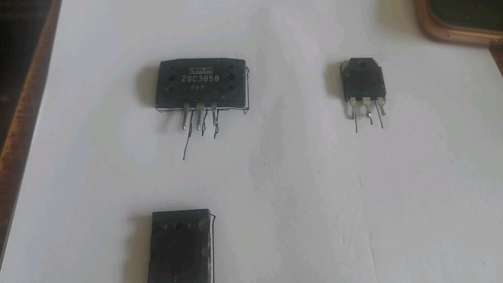 三极管测量电路图讲解⊙