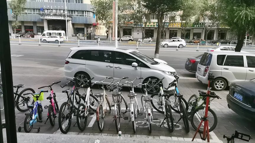 自家 自行车店 新开的 买自行车 认准美利达#绿色出行低碳又环保