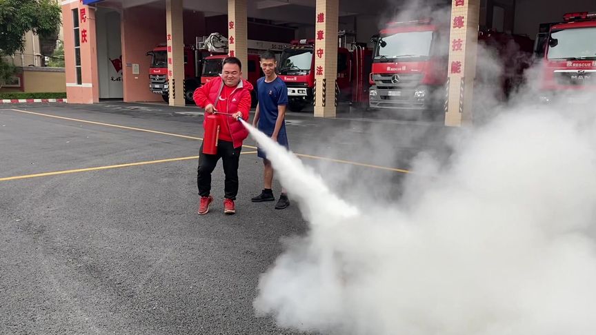 跟我学德庆话210集:如何正确使用灭火器#消防安全 #消防知识