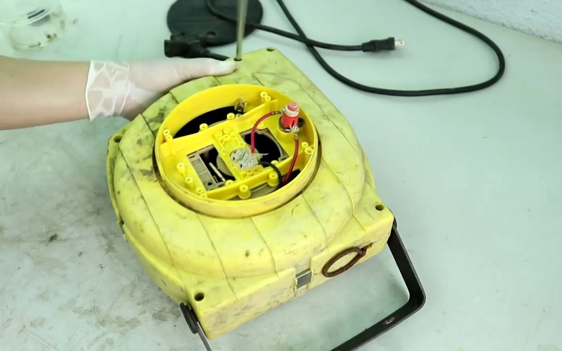 修复重型伸缩式卷线器,一步一步DIY