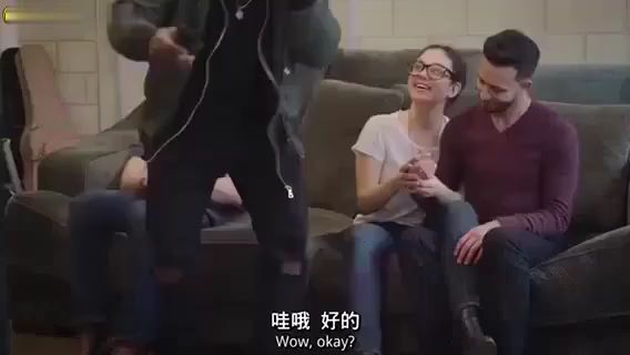 当你的朋友与电视你上的杀人犯一模一样时