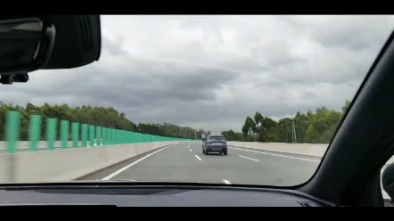 比亚迪宋PLUS DMI 开启ACC自动巡航L2辅助驾驶高速表现属实不错。