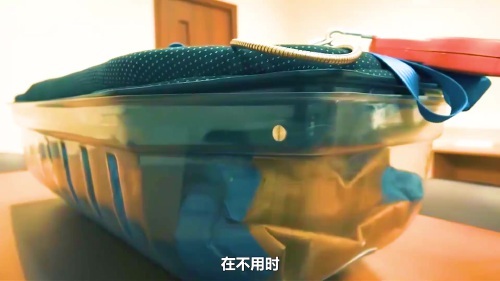 什么是充气逃生降落伞?专为高层逃生所设计