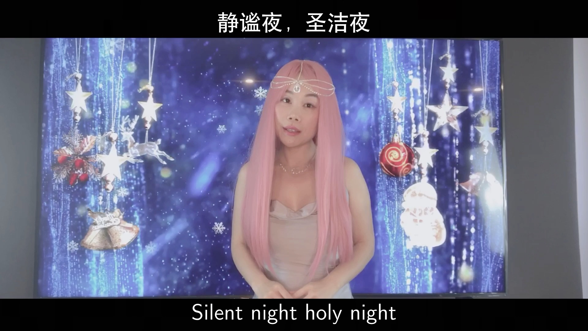 圣诞节听啥歌?当然有文化有历史有故事还有天使小姐姐翻唱外加最...