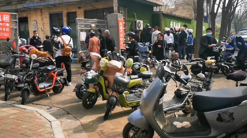 石家庄电车上牌,没头盔,没脚蹬子没发票绝不上牌