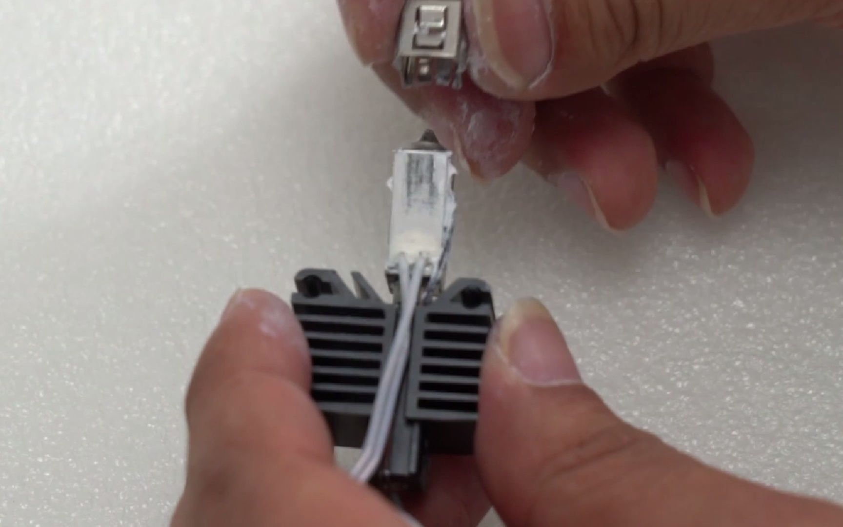 机器维护 | 如何更换喷嘴组件 / 陶瓷加热片和 NTC(热敏电阻) | X1 Series