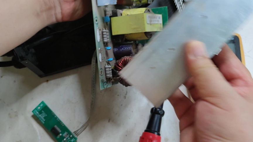 输出电压70V电流15A,大功率充电电源维修,掌握方法还是很重要