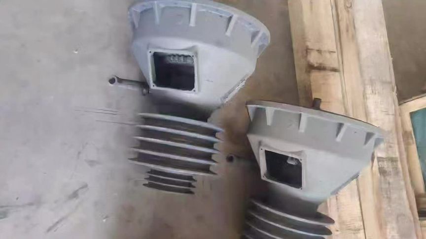 打起石头来就跟玩似的。#柴油机离合器皮带轮 #二手柴油发动机