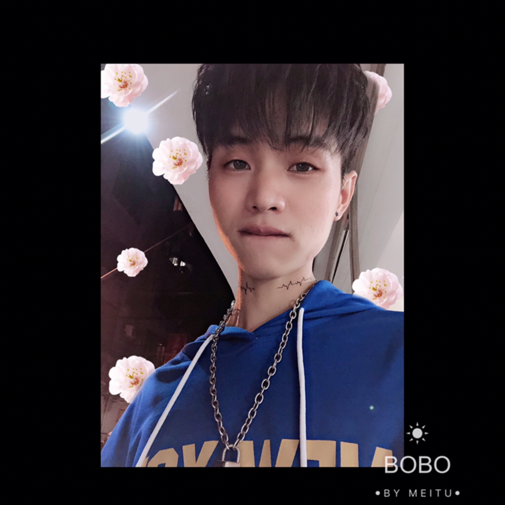 小小的小明 