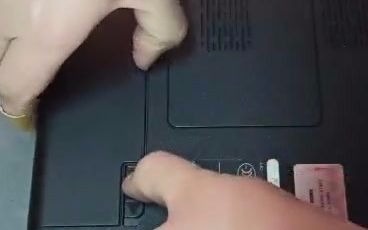 DELL Inspiron N5010拆机更换硬盘教程