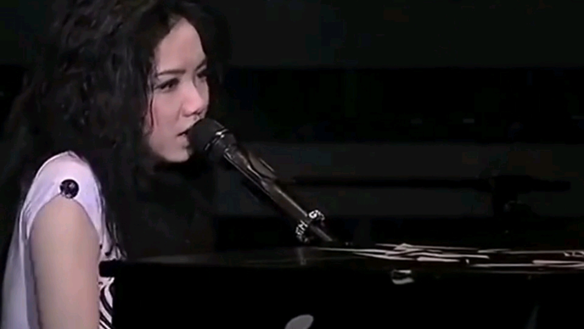 邓紫棋《启示录》第一章 MV 出来了,真的太好听了!