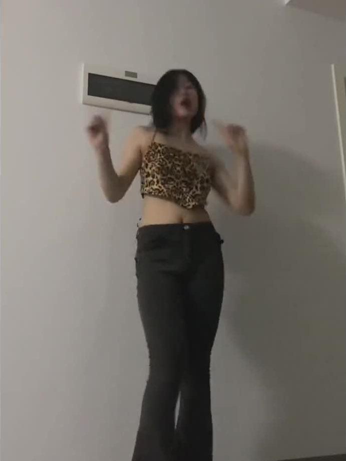 婉桐舞蹈孤独颂歌氛围舞想要答案就自己去看看吧!