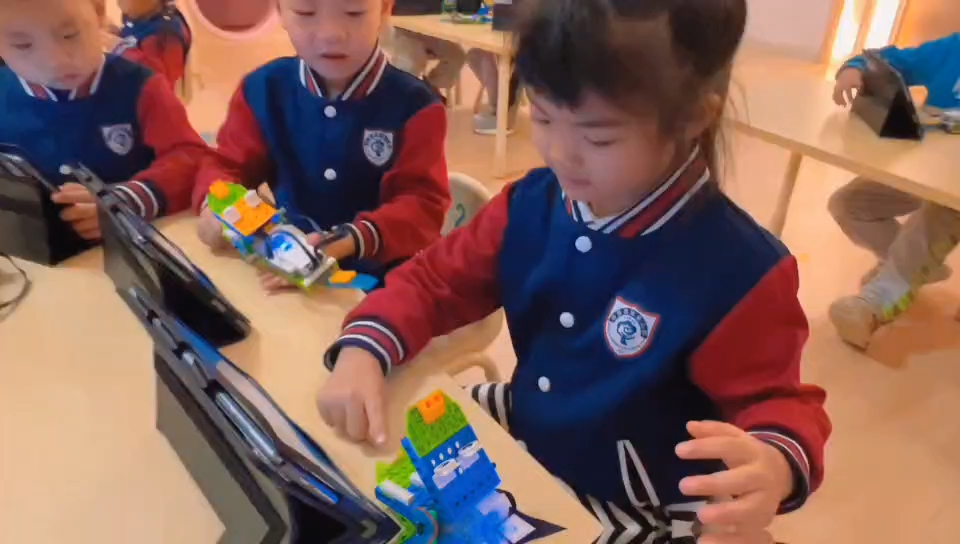 ...真功夫,希望朋友圈的家长们能感受到编程叔叔脚踏实地做事的真心!