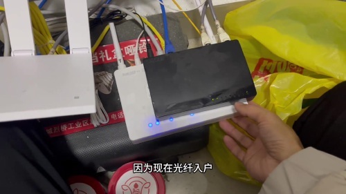 光猫正常工作状态指示灯是什么颜色?