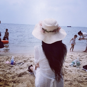 日语婷婷老师 