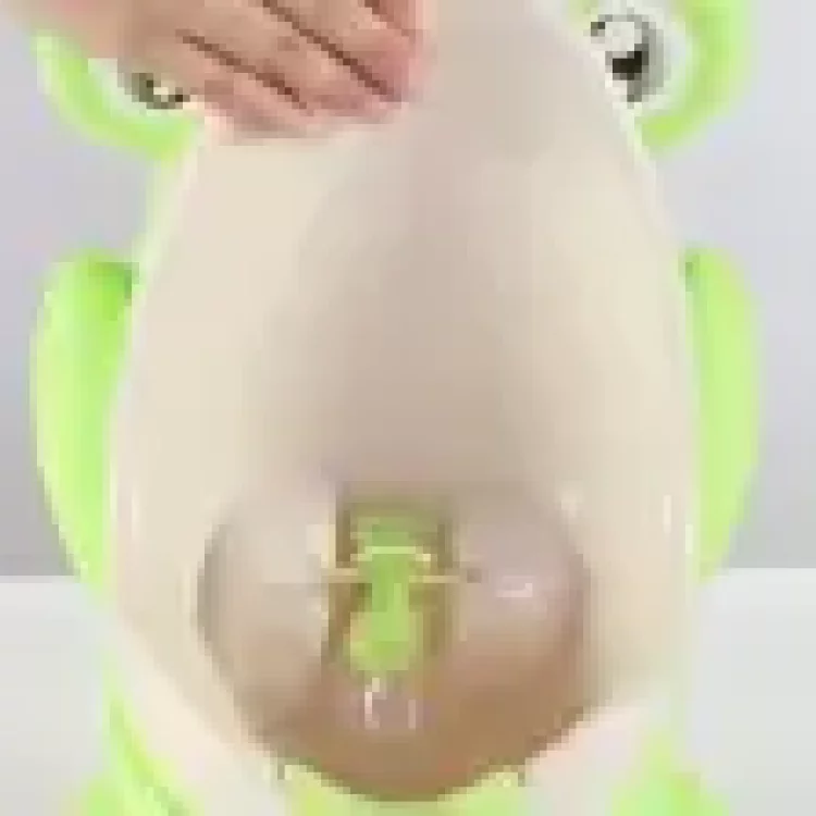 君晓天云宝宝小便器站立挂墙式尿尿神器便池男孩训练尿桶尿兜儿童...