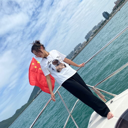 小戴的未来闪亮亮 