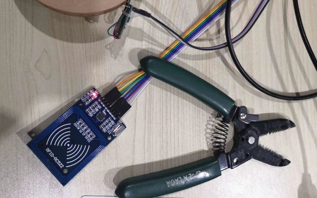 基于RFID畜牧养殖 自动出入称重记录 查询 刷卡 称重 上位机 数据库