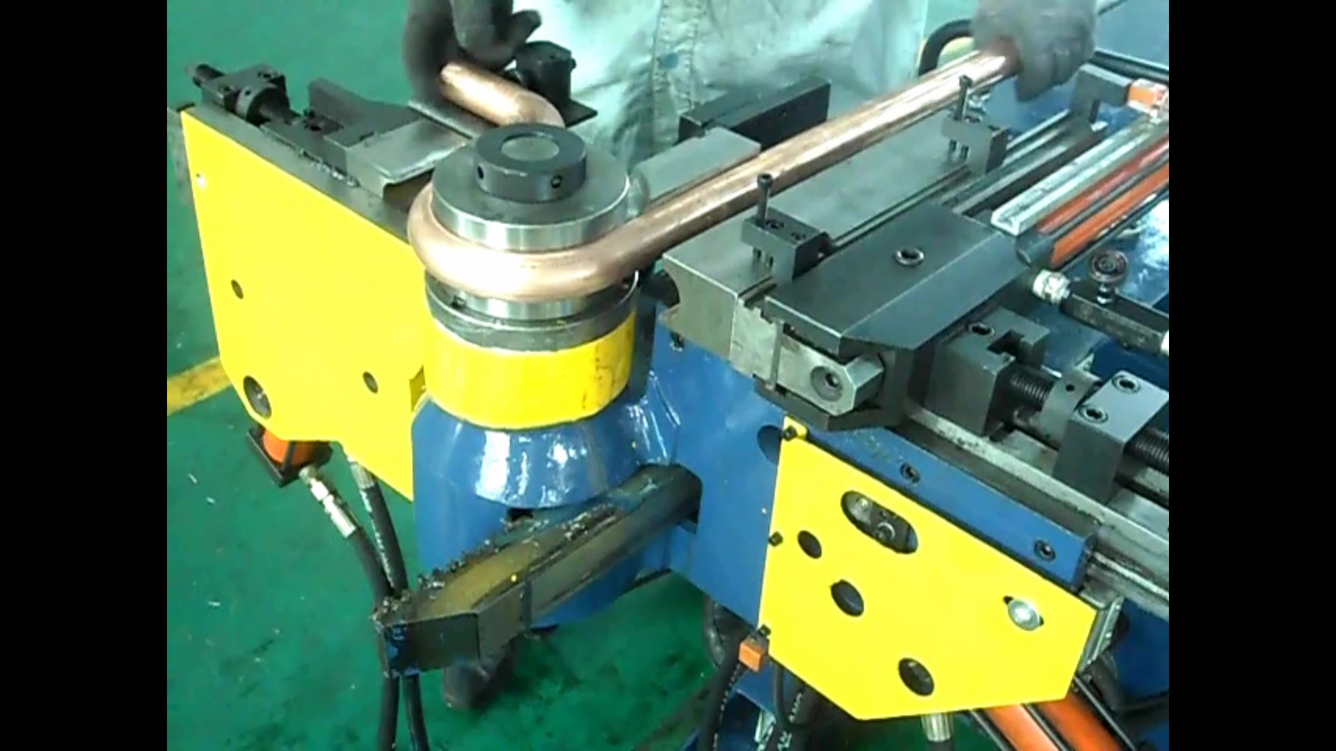 液压弯管机,铜管定位弯曲视频