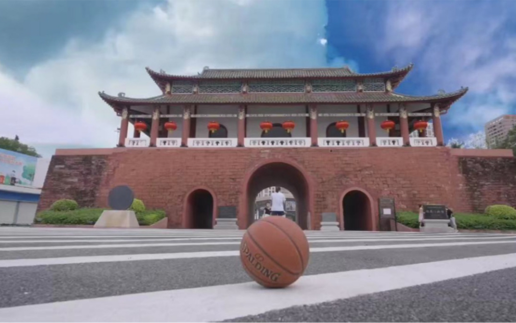 篮球世界杯东道主,CBA冠军,WCBA冠军,村BA冠军…无数的荣耀背后,...