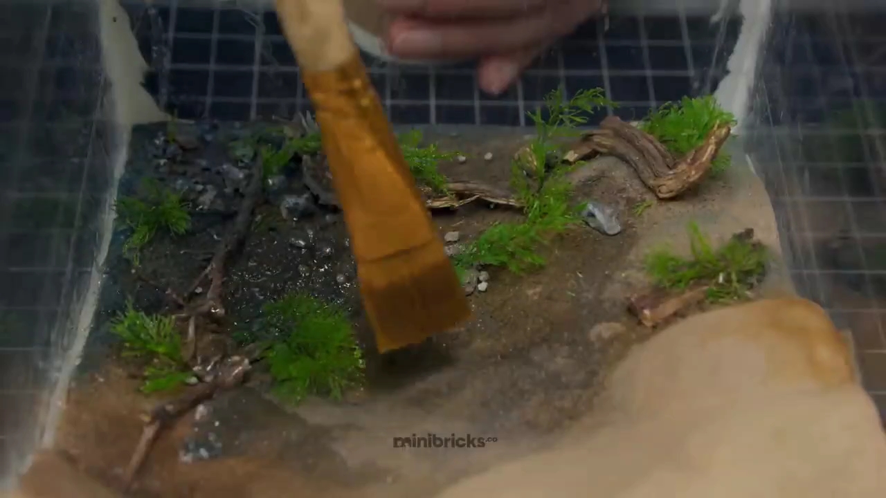 做一个关于发生在森林池塘里的恐怖故事水景场景模型。