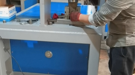 多功能液压机械20圆钢折断模具