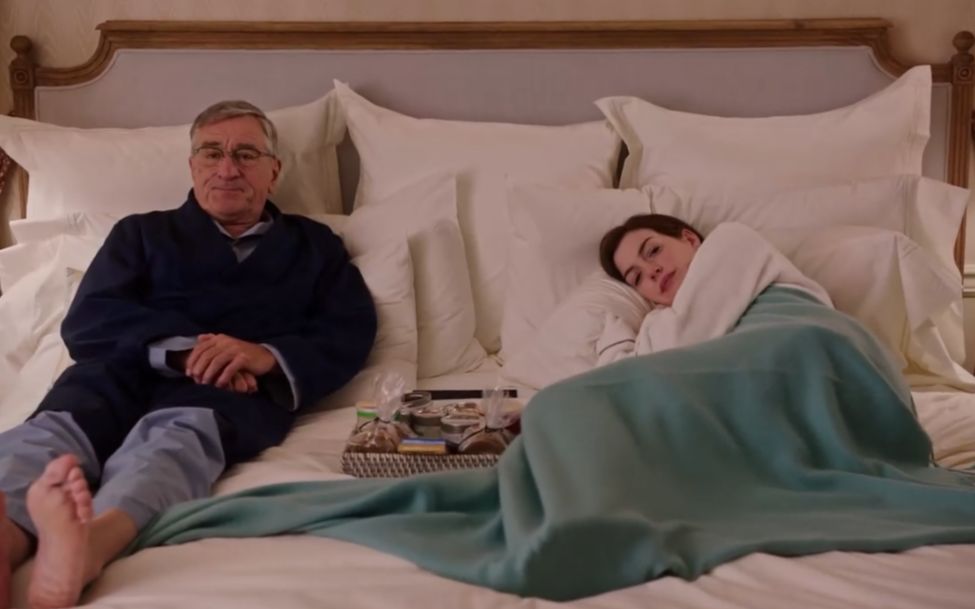 70岁老头重回职场,应聘当实习生,上班一个月,美女老板再也离不开他了