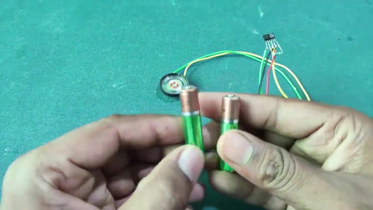 教你制作5个简单实用电子小发明 Top 5 Simple Electronic projects