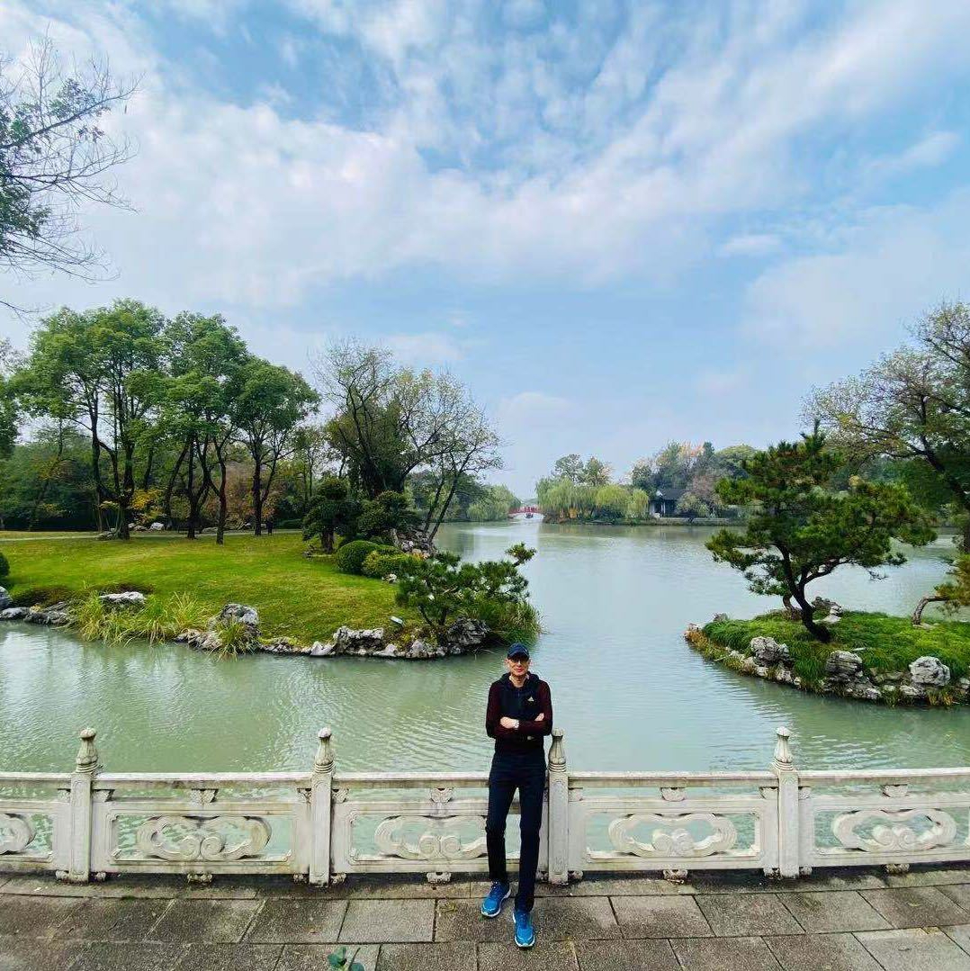 跟着大表哥去旅行 