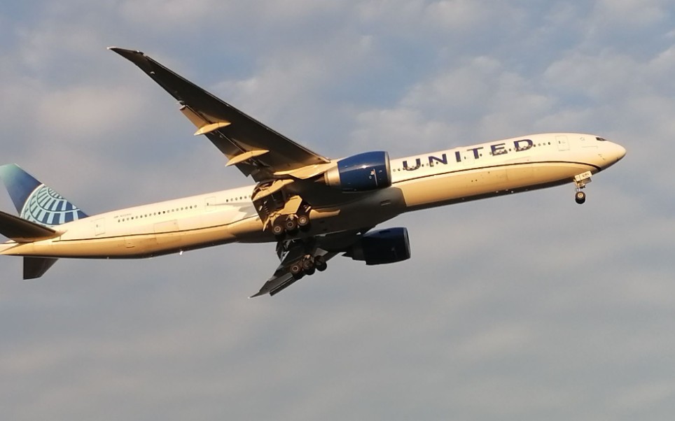 美国联合航空 恢复正常载客的 UA857航班 旧金山-上海浦东(蔡卫阳拍摄)