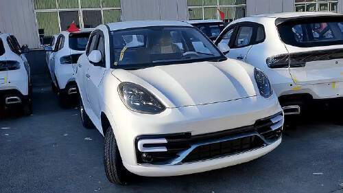 家用电动车新选择!四轮代步车续航396公里,省钱又实用