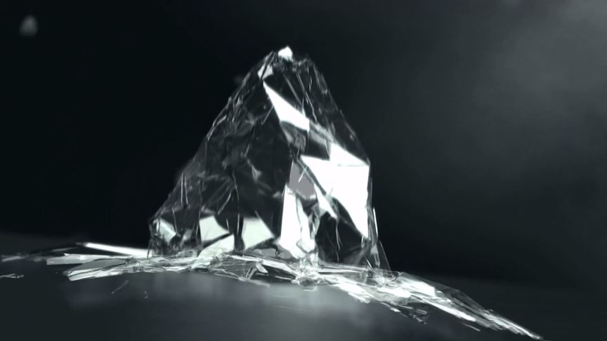 C4D LOGO动画演绎,融合了非全透明玻璃质感破碎效果#c4d#ae#pr