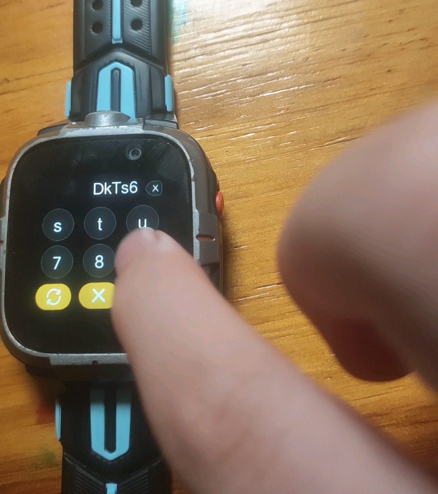 今天来破解米兔手表