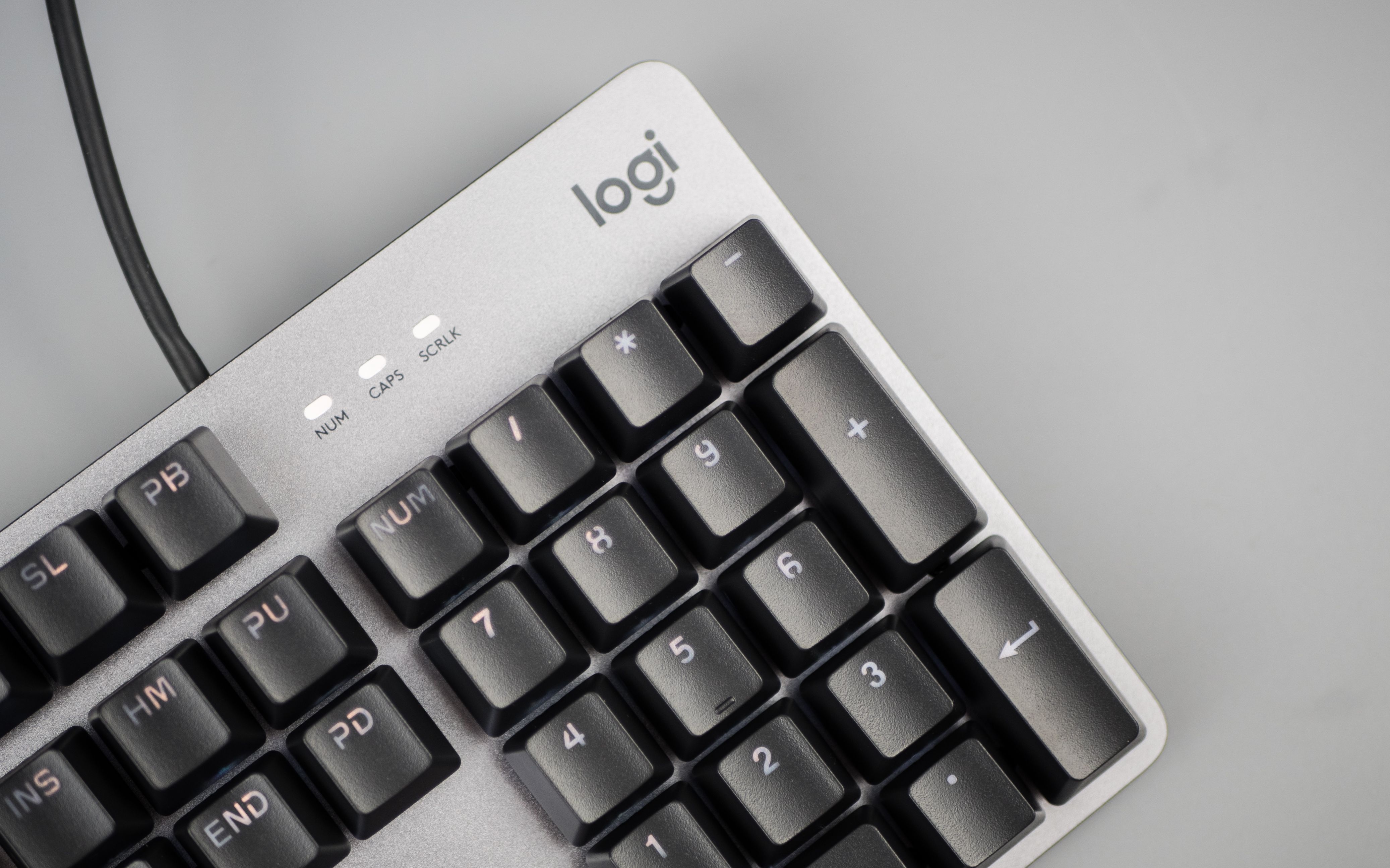 现阶段罗技手感最好,也最正常的一把机械键盘——logitech K845