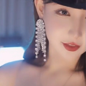米娜一库油 