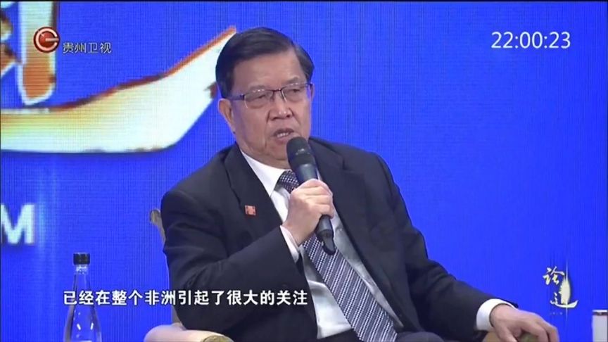 龙永图通过实际事迹讲述:“以人为本”传递企业文化的重要性