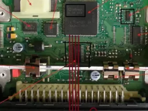 中汽同盟张欢17.11.17汽车电脑维修之认识芯片