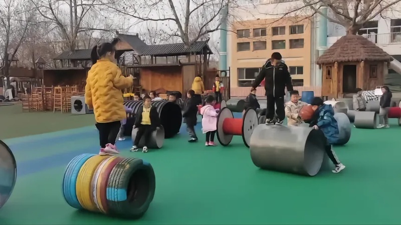 幼儿园户外游戏 幼儿园户外 我要上热门小助手