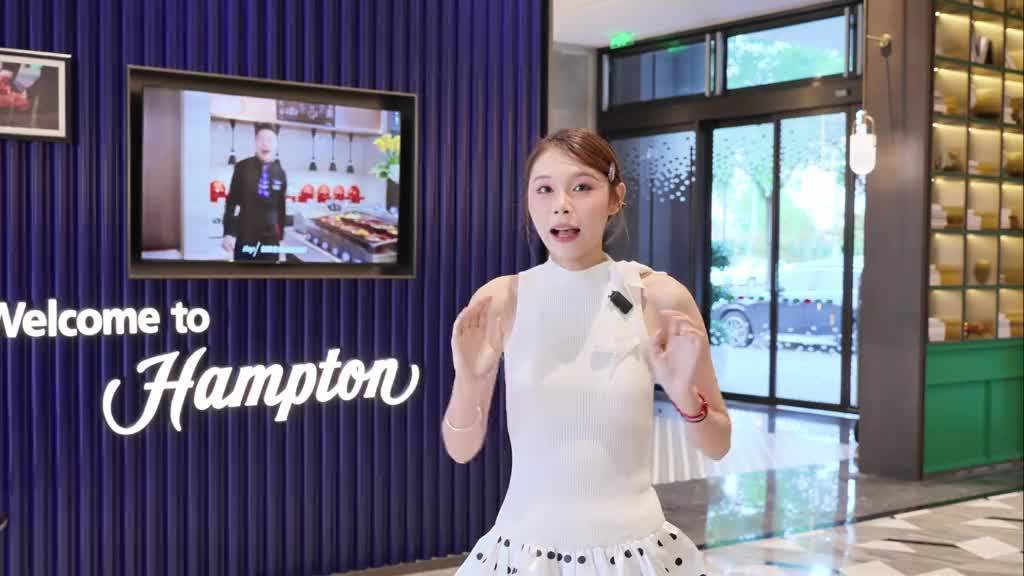 ...能掌握整个房间! #TCL酒店电视 #AI大模型 #一键投屏 #智能家电 #AI...