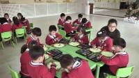 幼儿园公开课大班美术《鸟儿满天飞》