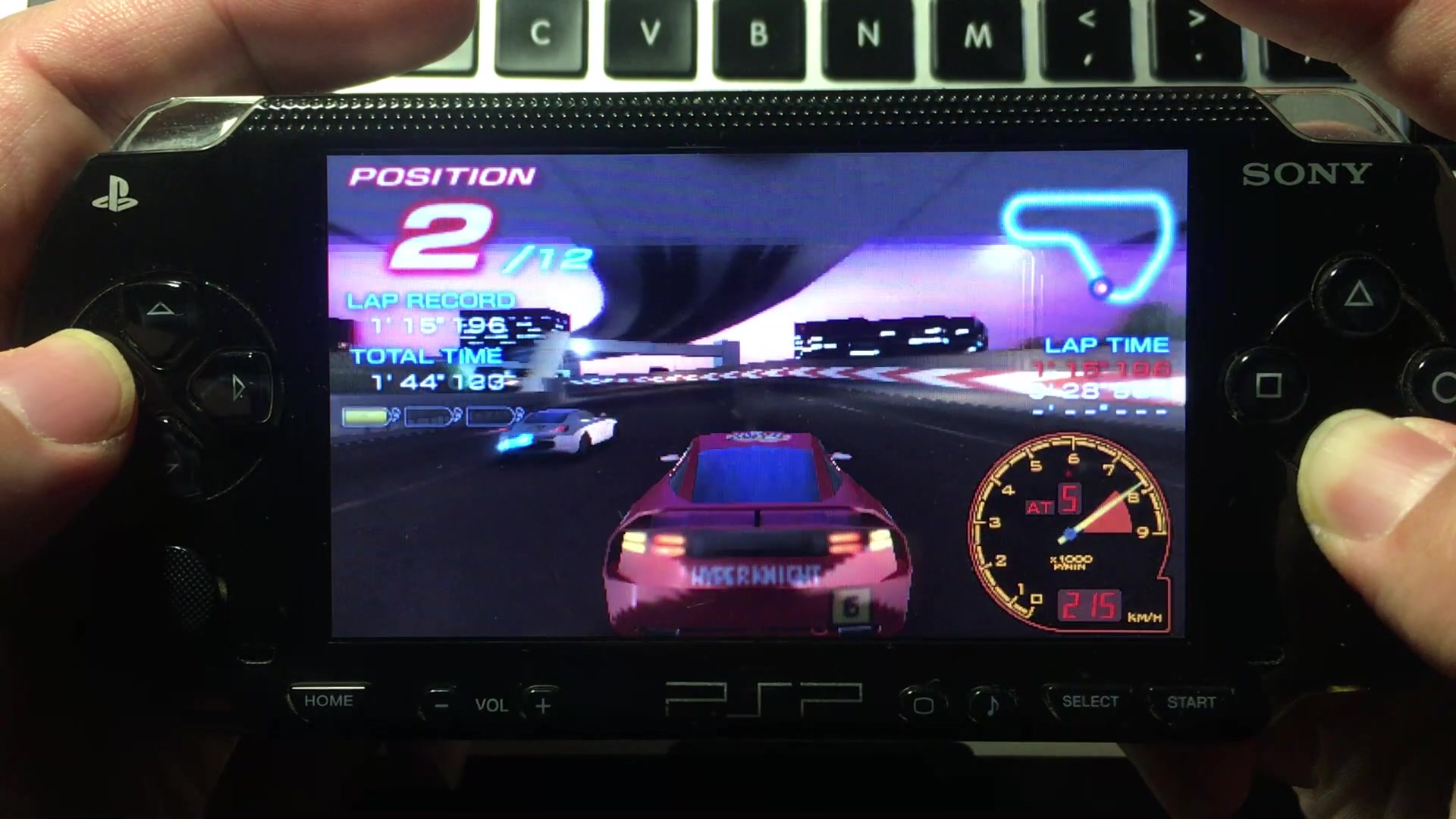 9102年了,15年前的PSP1000游戏体验依然炸裂